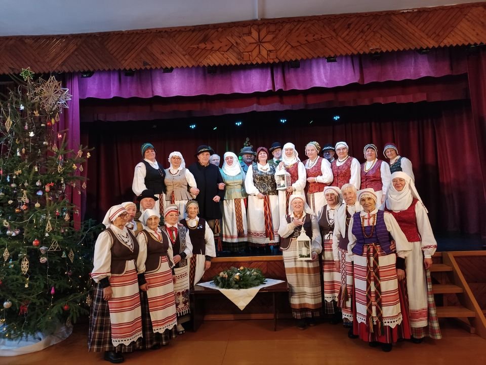 Advento šviesos šventė „Sugrįžtuvės“ - Raubonių bendruomenė ir kultūros ...